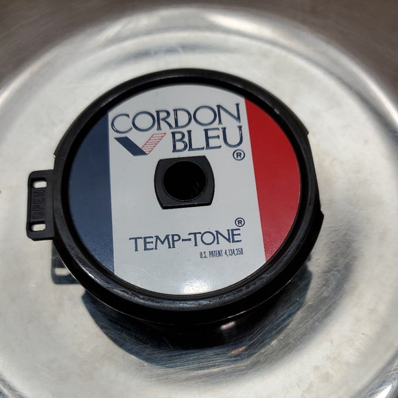 Cordon Bleu | Kitchen | Cordon Bleu Temptone 7ply T34 Fry Pan 6egg ...